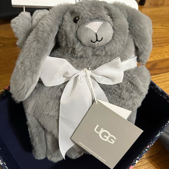 UGG | Toys | Ugg Dylan Blanket And Lovey Gift Set | Poshmark